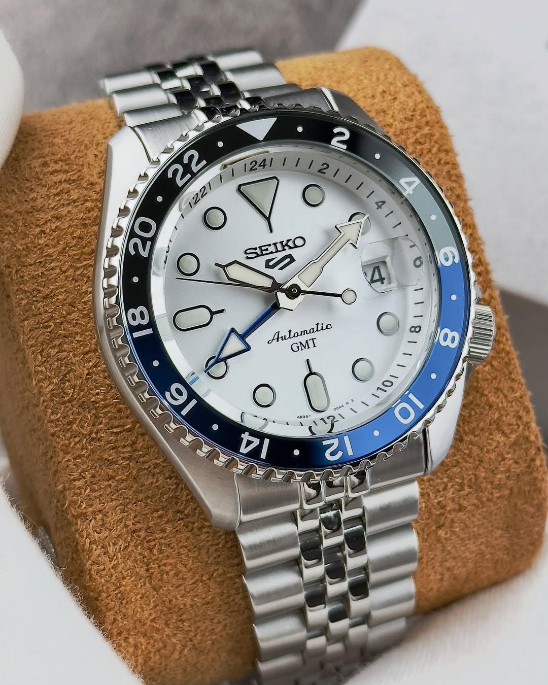 SEIKO 5 GMT SSK033K – AM Relojes