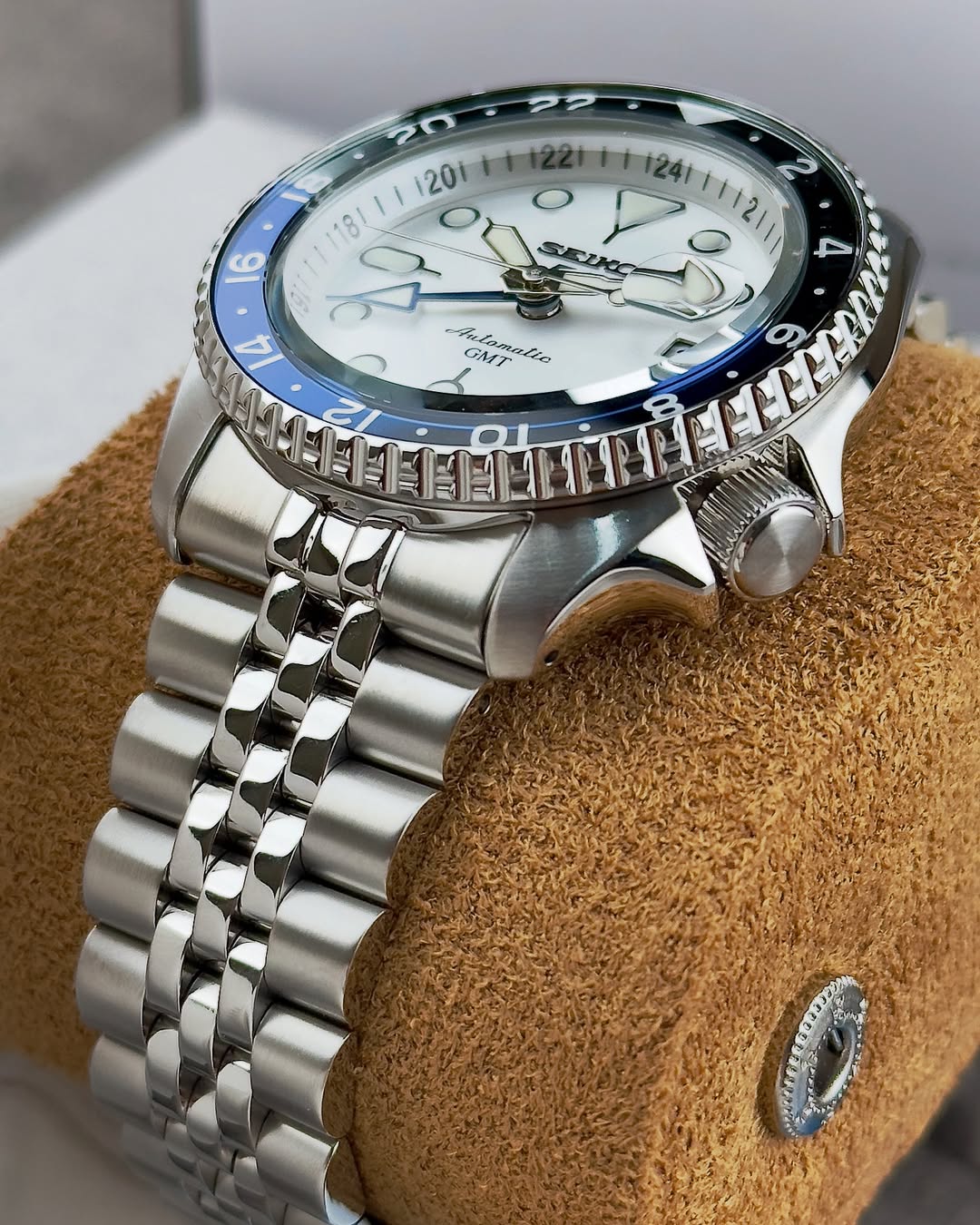 SEIKO 5 GMT SSK033K – AM Relojes